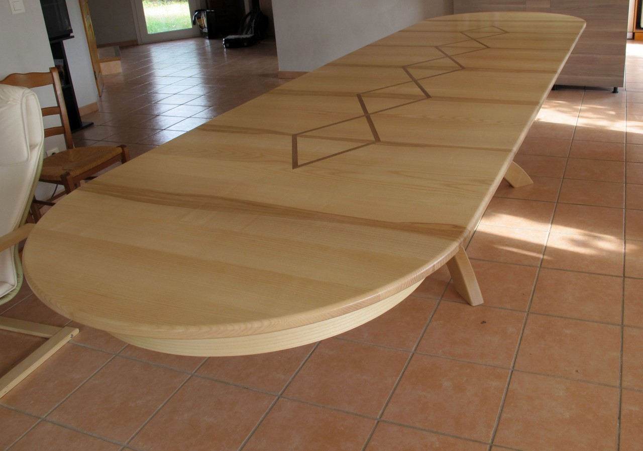 Table de salle à manger en frêne - Jérôme Wlassow Ebéniste